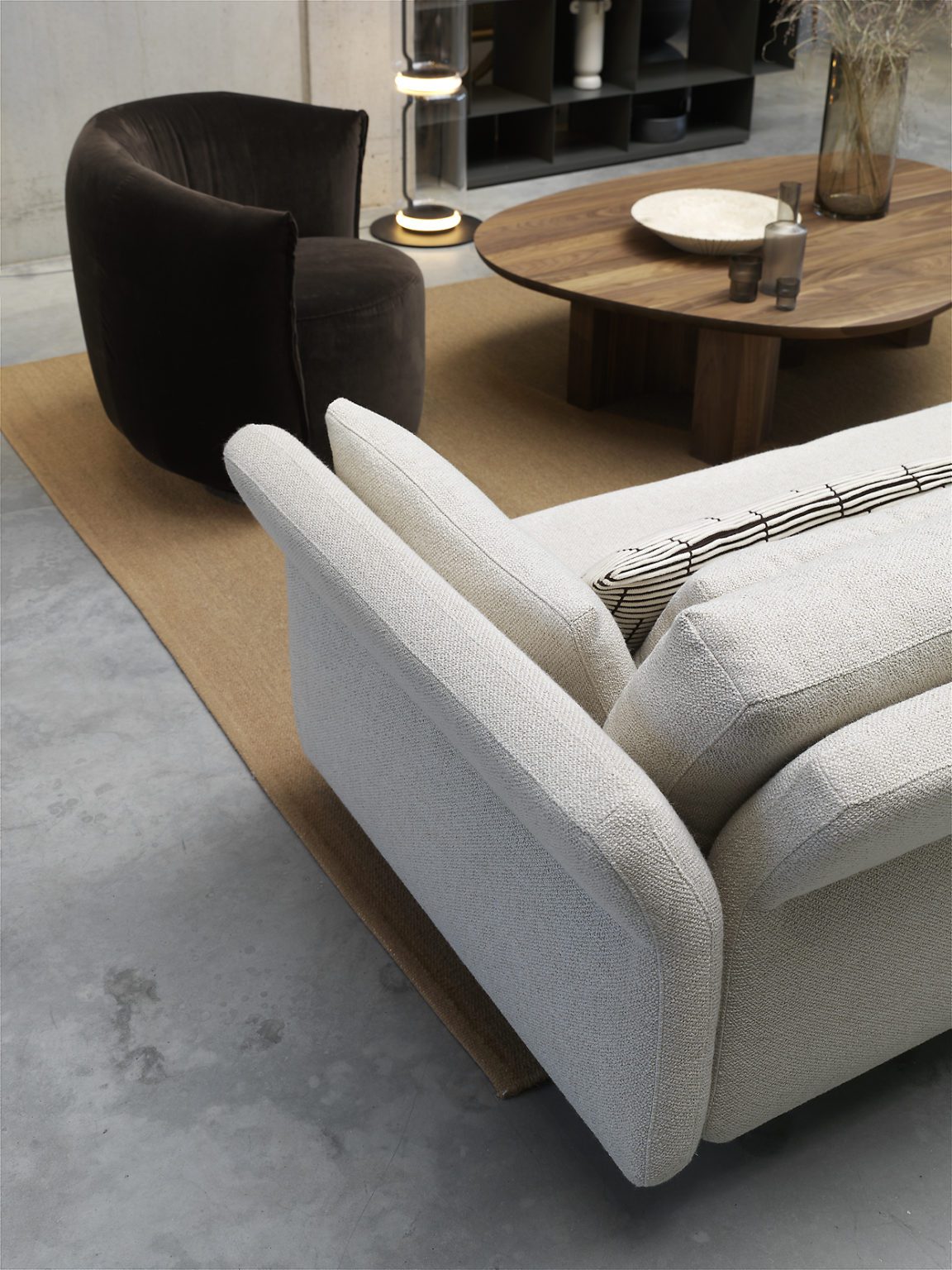Flared sofa - QLIV